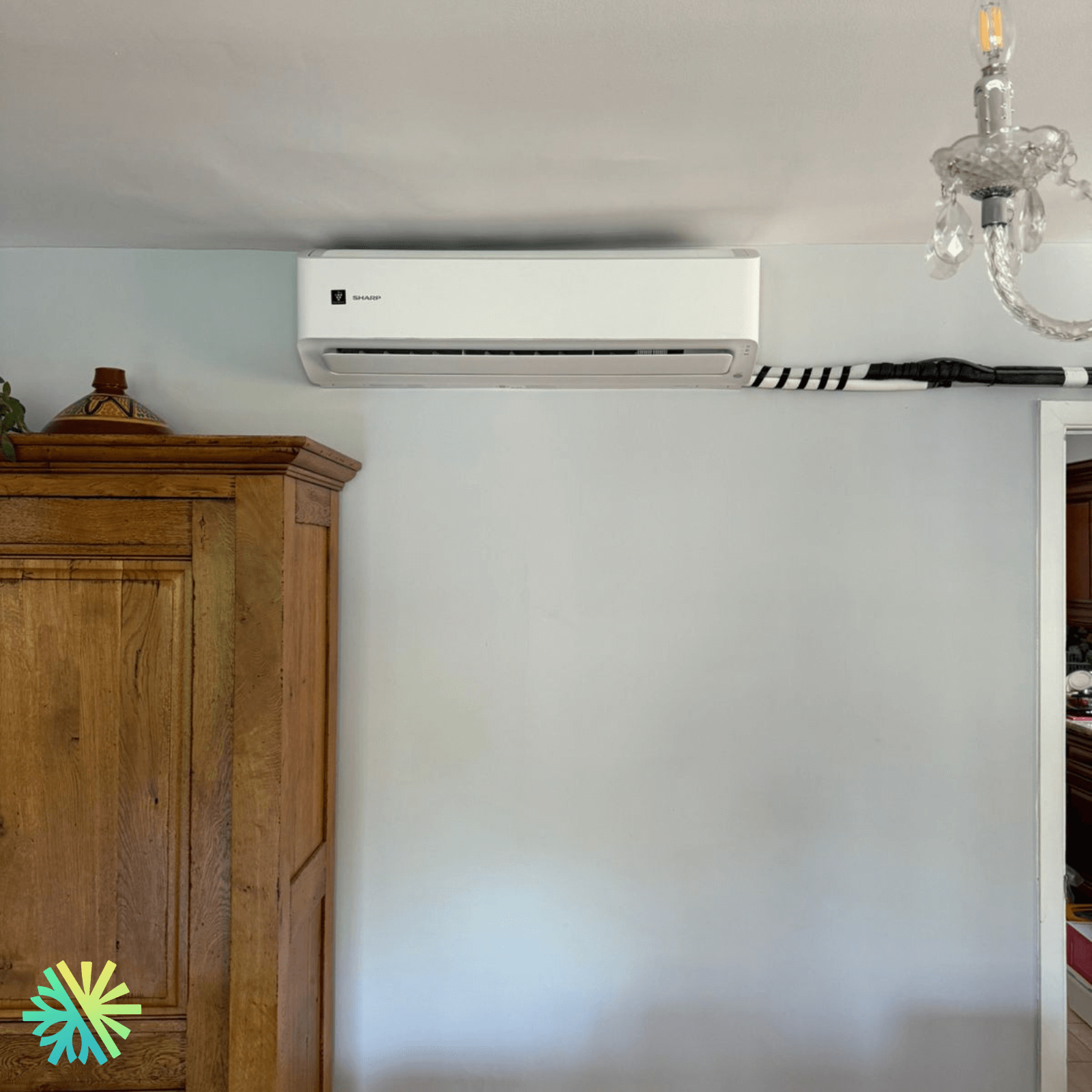 Installation d’une Mini Split Sharp ZU1 à Ahuntsic-Cartierville ...