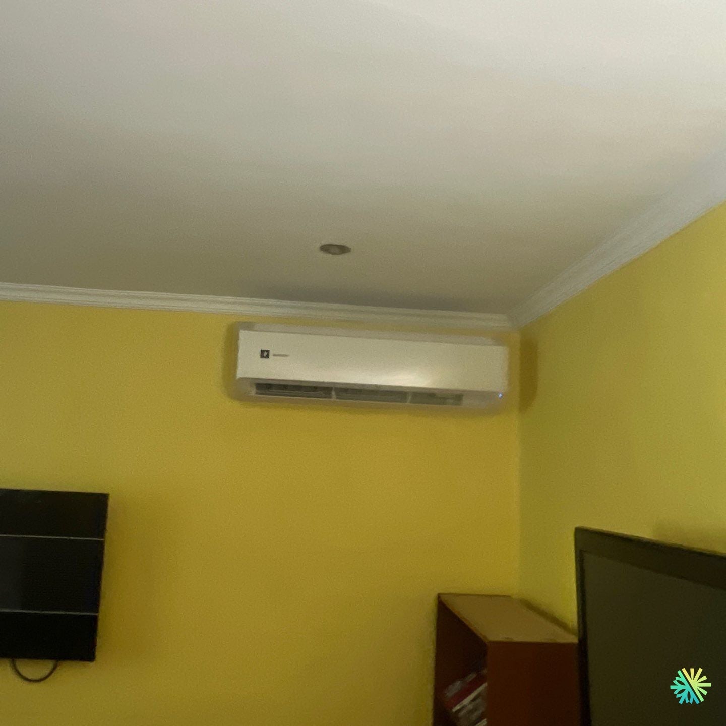 Sharp wall-mounted air conditioner repair in Côte-des-Neiges – AirGreen ...