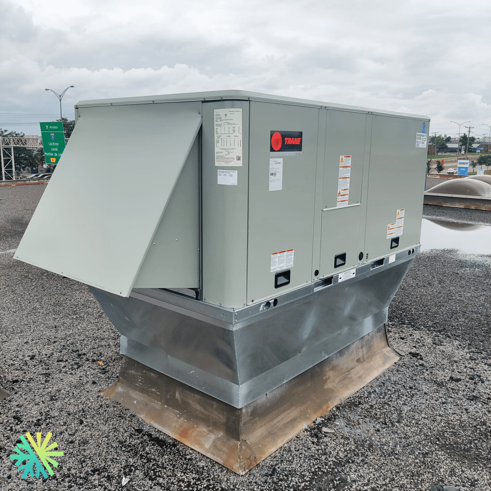 TRANE Rooftop HVAC Unit Repair Job in Montréal – AirGreen Climatisation ...