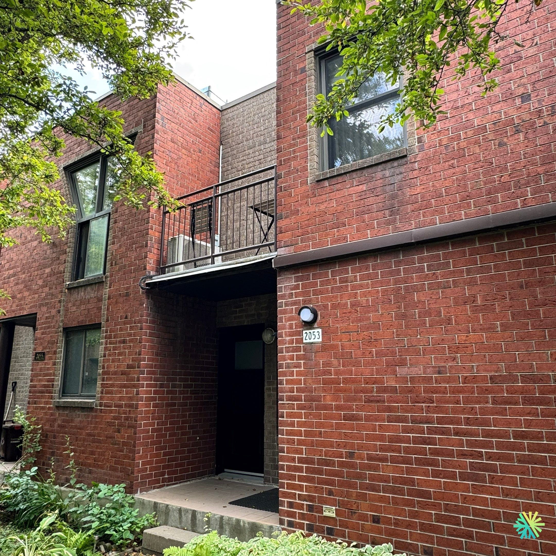 Service call for a Fujitsu wall-mounted heat pump in Outremont ...