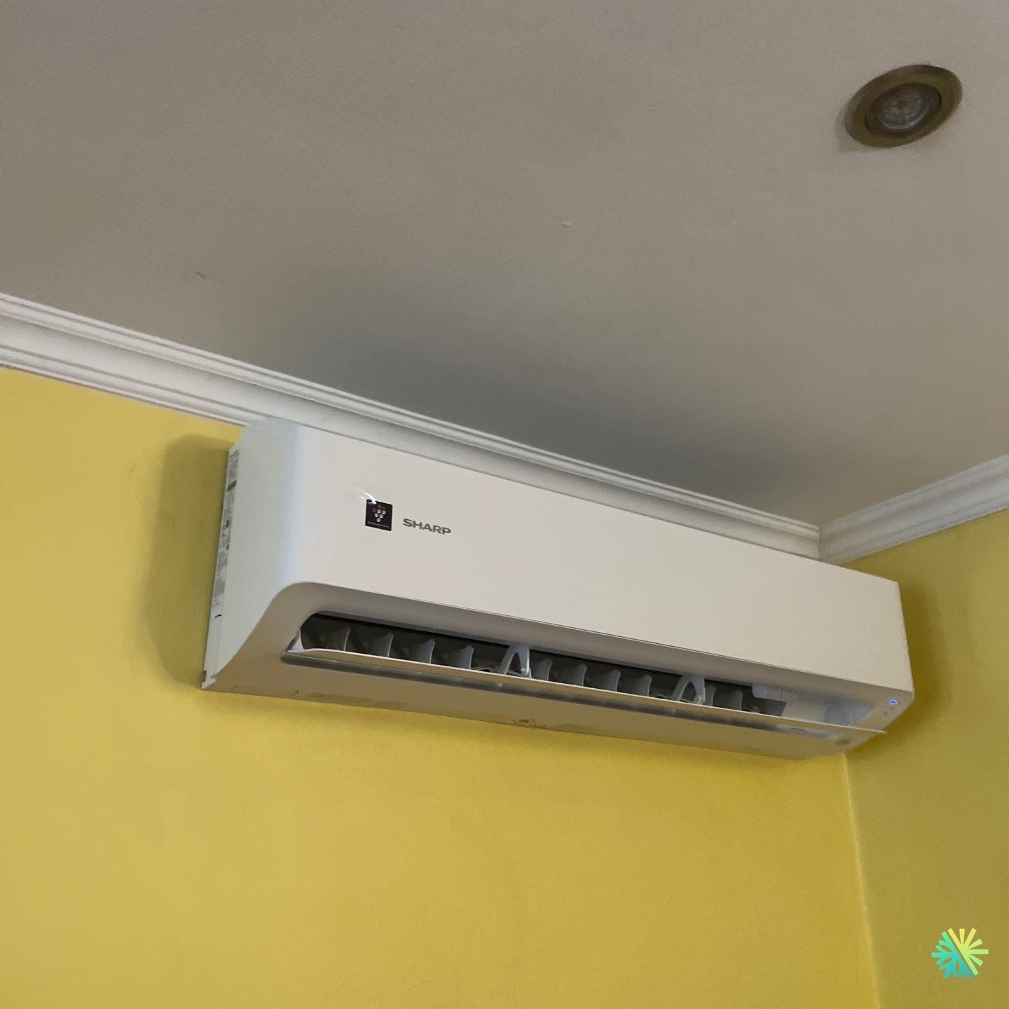 Installation d’une Sharp ZU1 thermopompe murale à Rosemont–La Petite-P