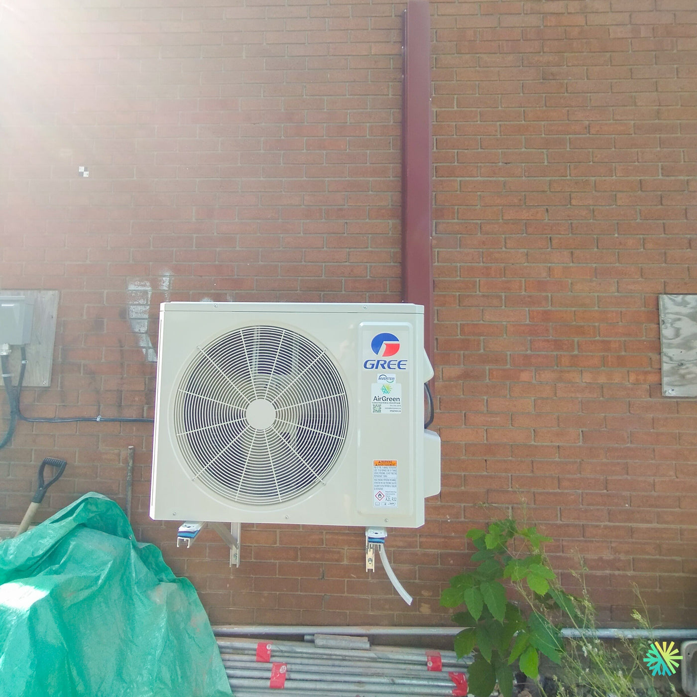 Installation of a GREE FREE MATCH R32 DoubleZone heat pump in Côte-des ...