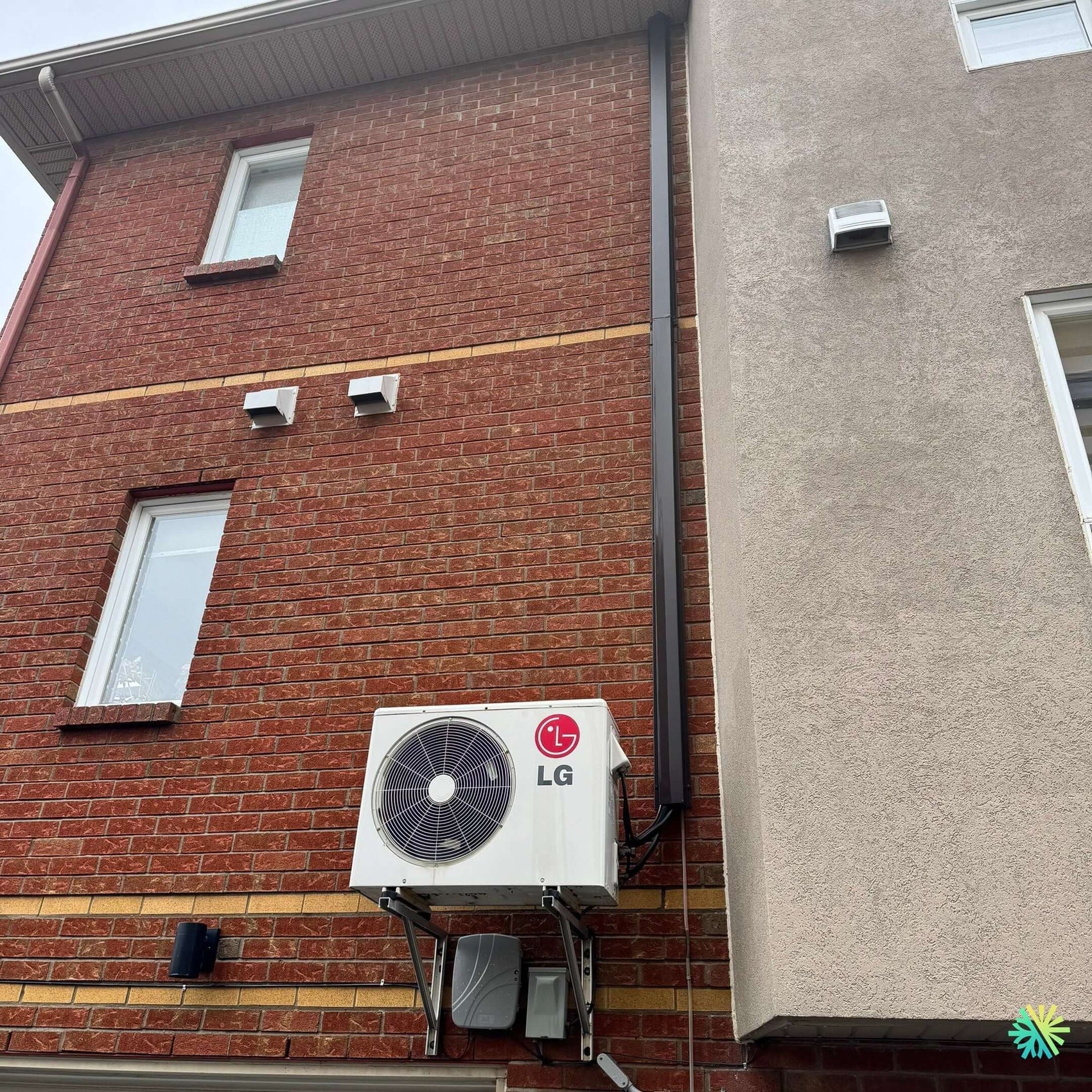Installation d’une LG (gamme inverter) thermopompe murale à Saint-Léon ...