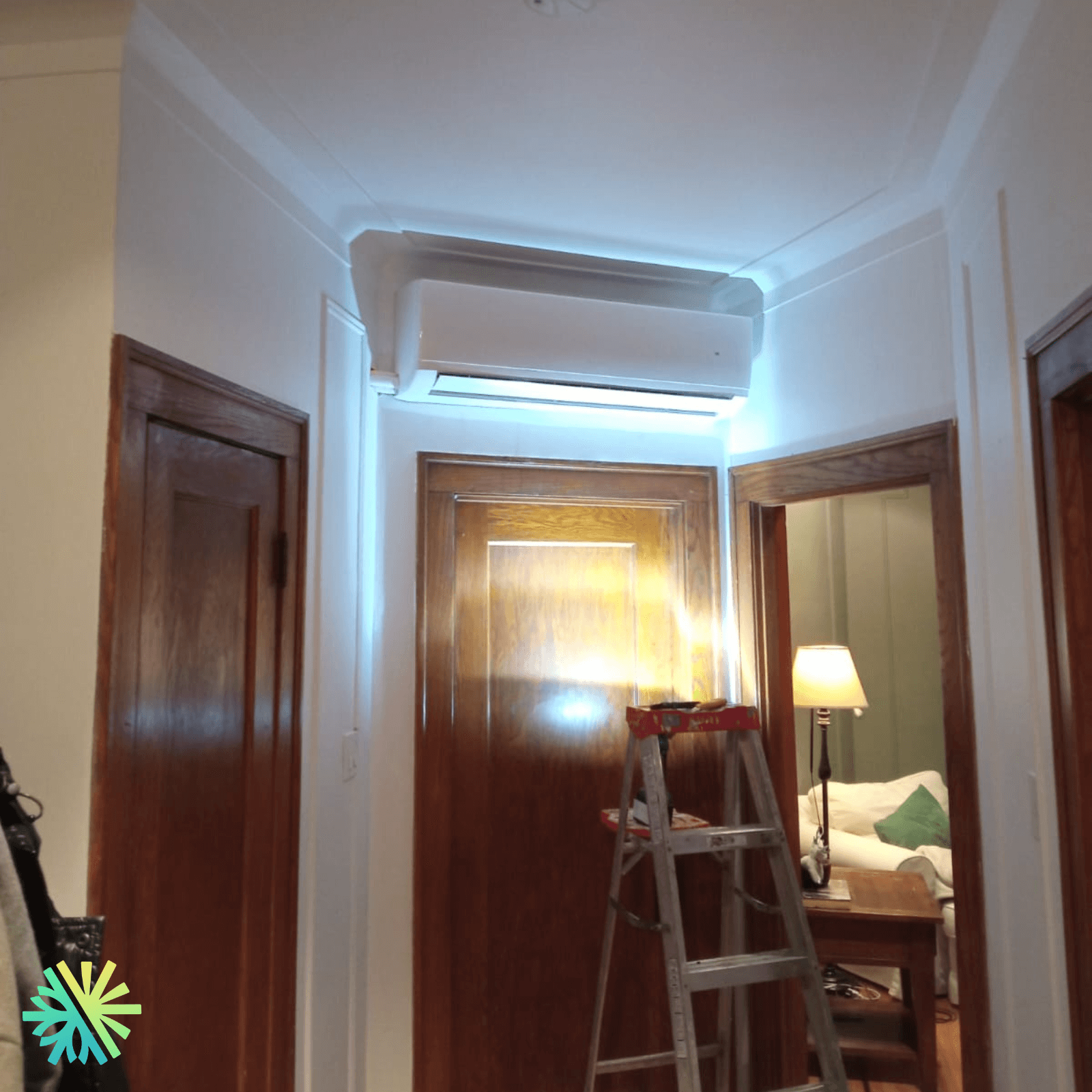 Installation of a Gree Extreme Wall-Mounted Heat Pump in Pointe-Claire ...